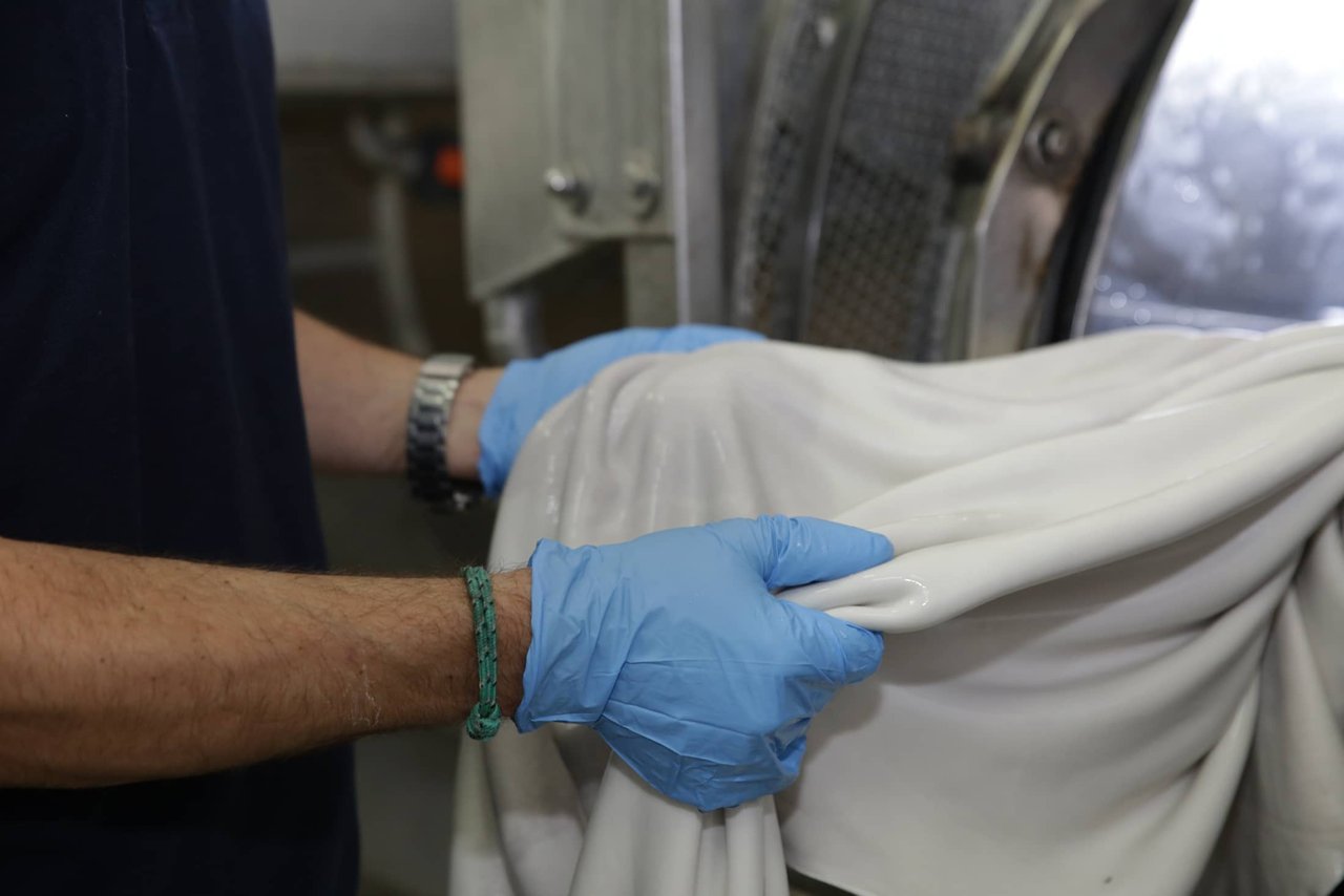 Responsible deliming agents for all types of leather | Stahl | Stahl